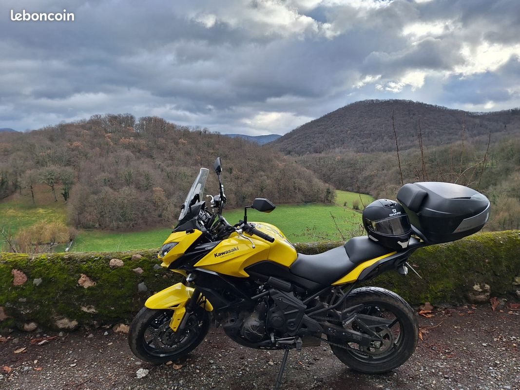 Moto KAWASAKI VERSYS 650 ABS - Motos