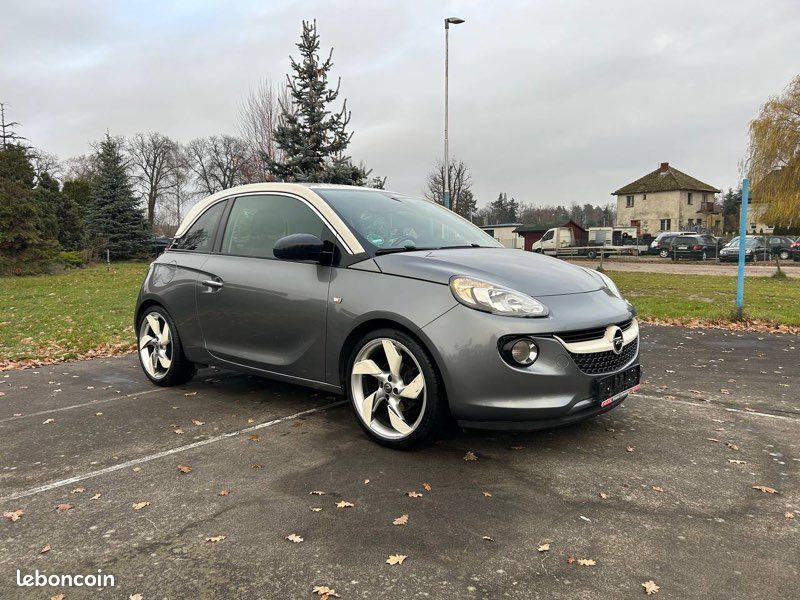 Opel Adam 1.4 Essence - Voitures