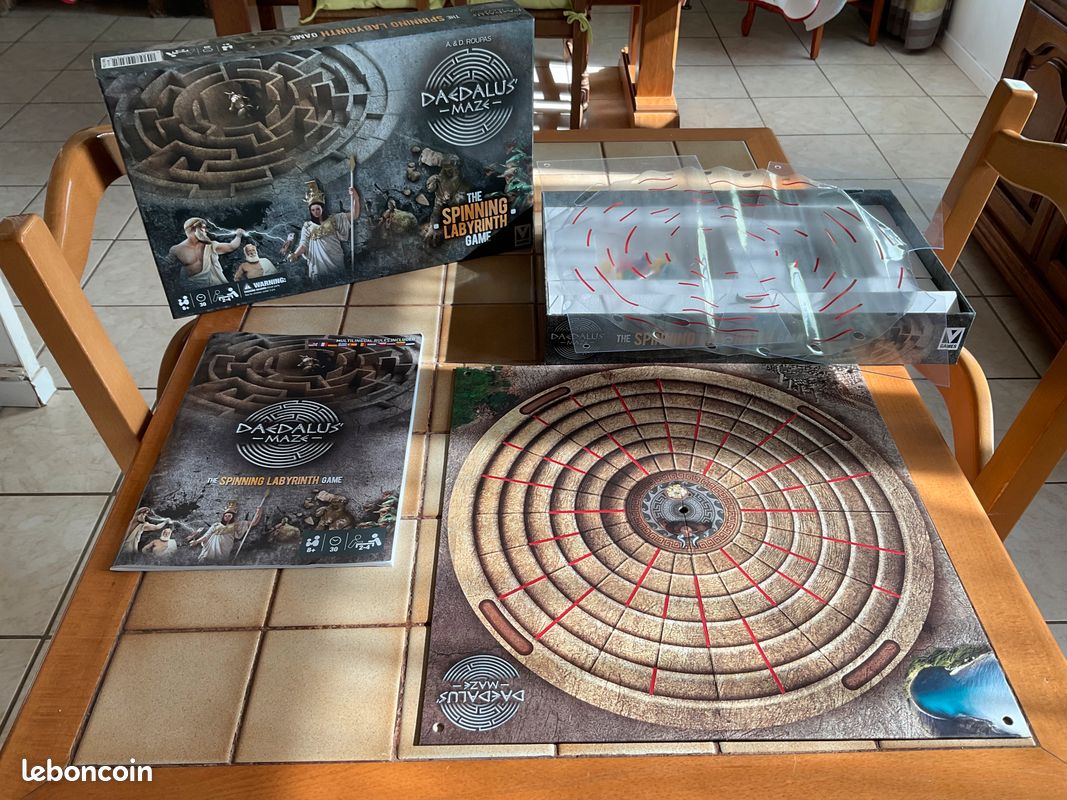 DAEDALUS MAZE - The SPINNING LABYRINTH Game - Verdes Innovation 2018 ...