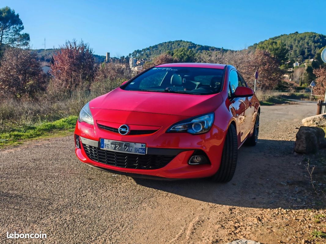 Astra gtc opc 2.0 bi turbo - Voitures