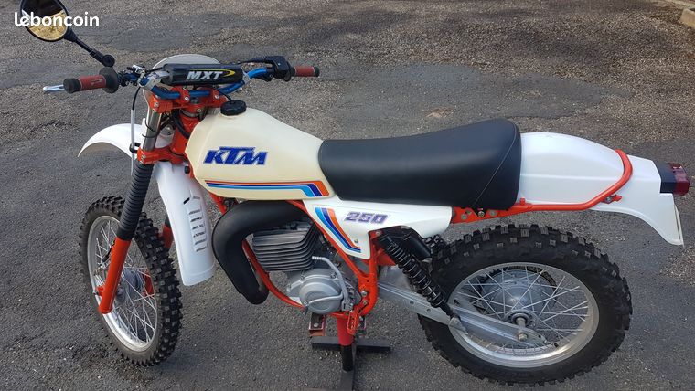 Motos d’occasion, scooters... « 240 gs » Toute la France - leboncoin