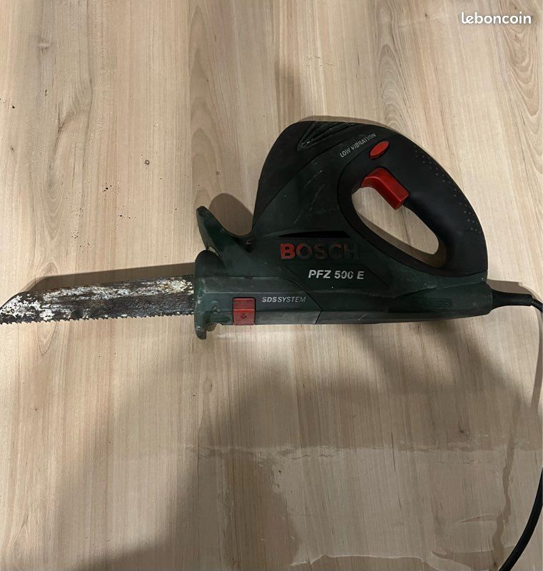 Scie égoïne Bosch PFZ 500 E - Bricolage