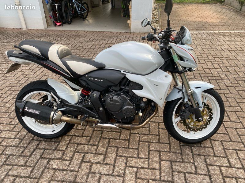 Honda CB 600 Hornet - Motos