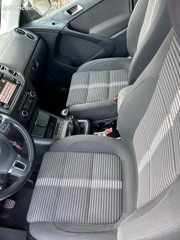 Volkswagen tiguan 2.0 TDI 140 bluemotion - Voitures