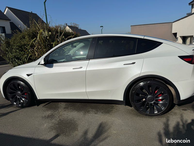 Testa model y performance - Voitures