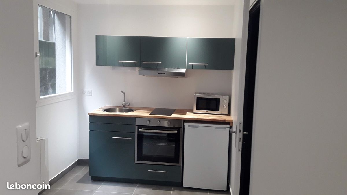 Studio 18m2 (étudiant) LYON 4 - Locations