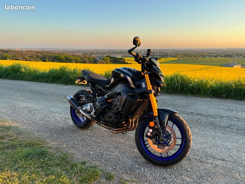 Yamaha MT 09 SP 2021 - 119 cv - Version Full - Motos