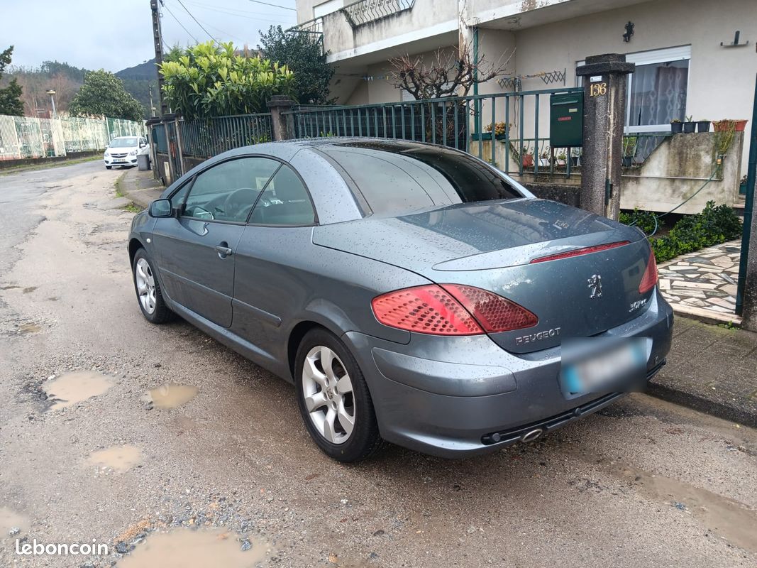 Vend Peugeot 307 cc - Voitures