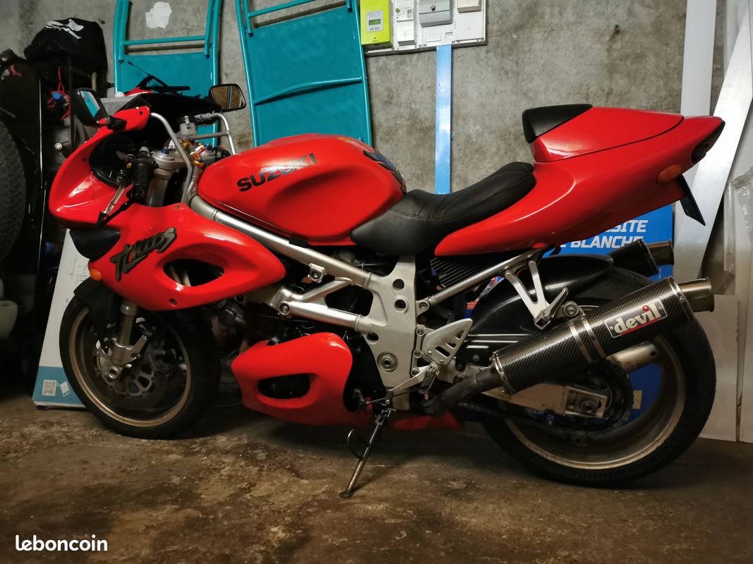 Suzuki TL1000S - Motos