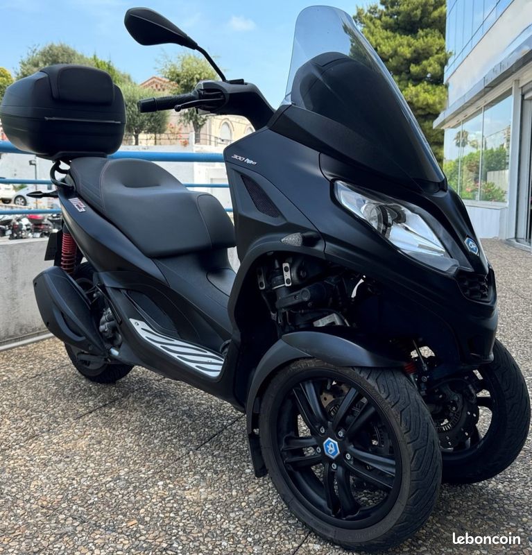 Scooter piaggio mp3 300-s - Motos