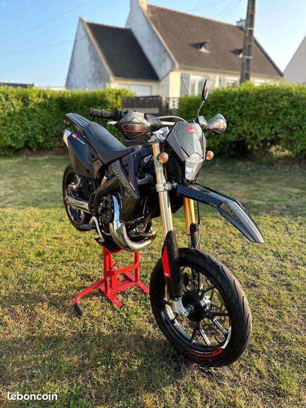 Riedju mrt pro 2017 - Motos