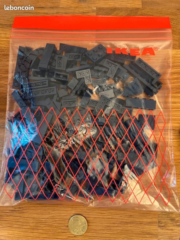 Lot d'environ 145 pièces lego bleu foncé neuves - Jeux & Jouets