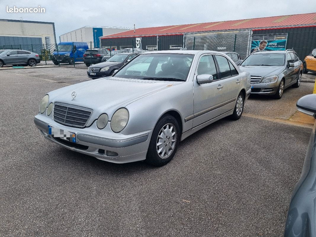 Class E w210 - Voitures