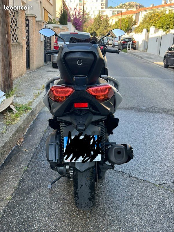 Yamaha xmax 125 icone grey - Motos