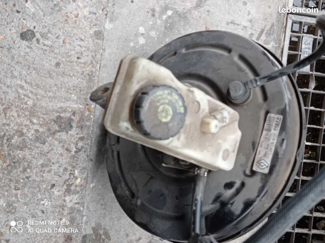 Maître cylindre de frein plus cerveau de frein de Scenic 2 - Équipement ...