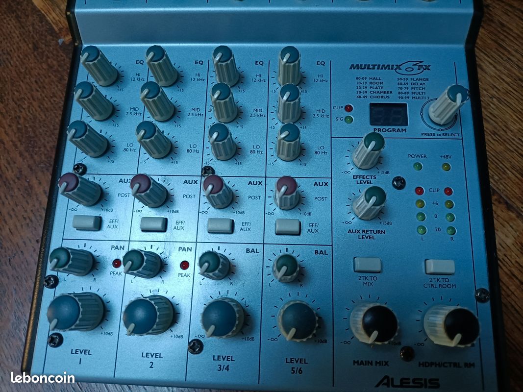 Table mixage Alesis multimix 6 fx - Instruments de musique