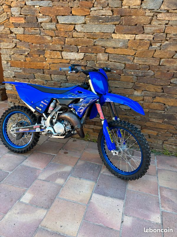 125 yz - Motos