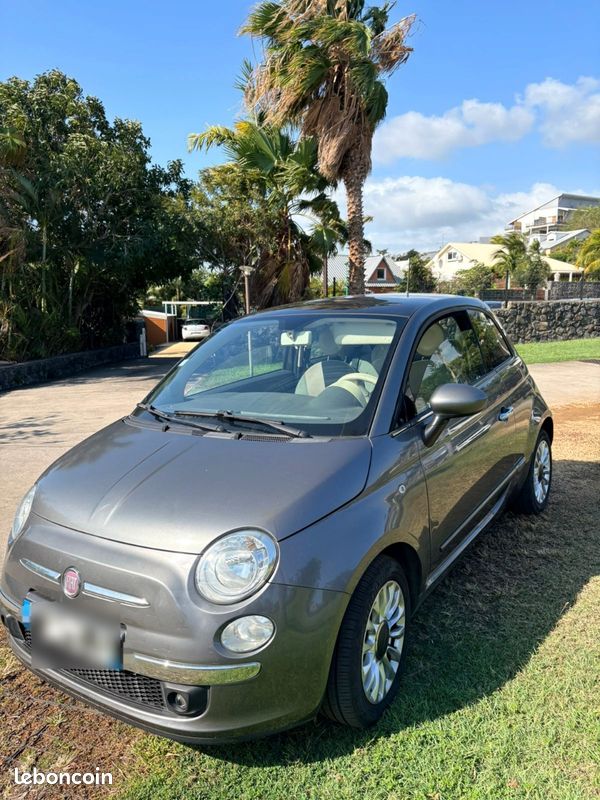 Fiat 500 grise finition lounge - Voitures