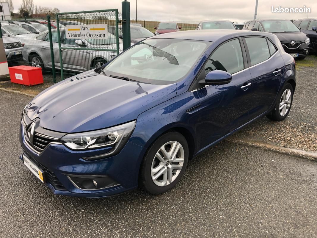 Renault Mégane IV BLUE DCI 115 BUSINESS EDC - Voitures