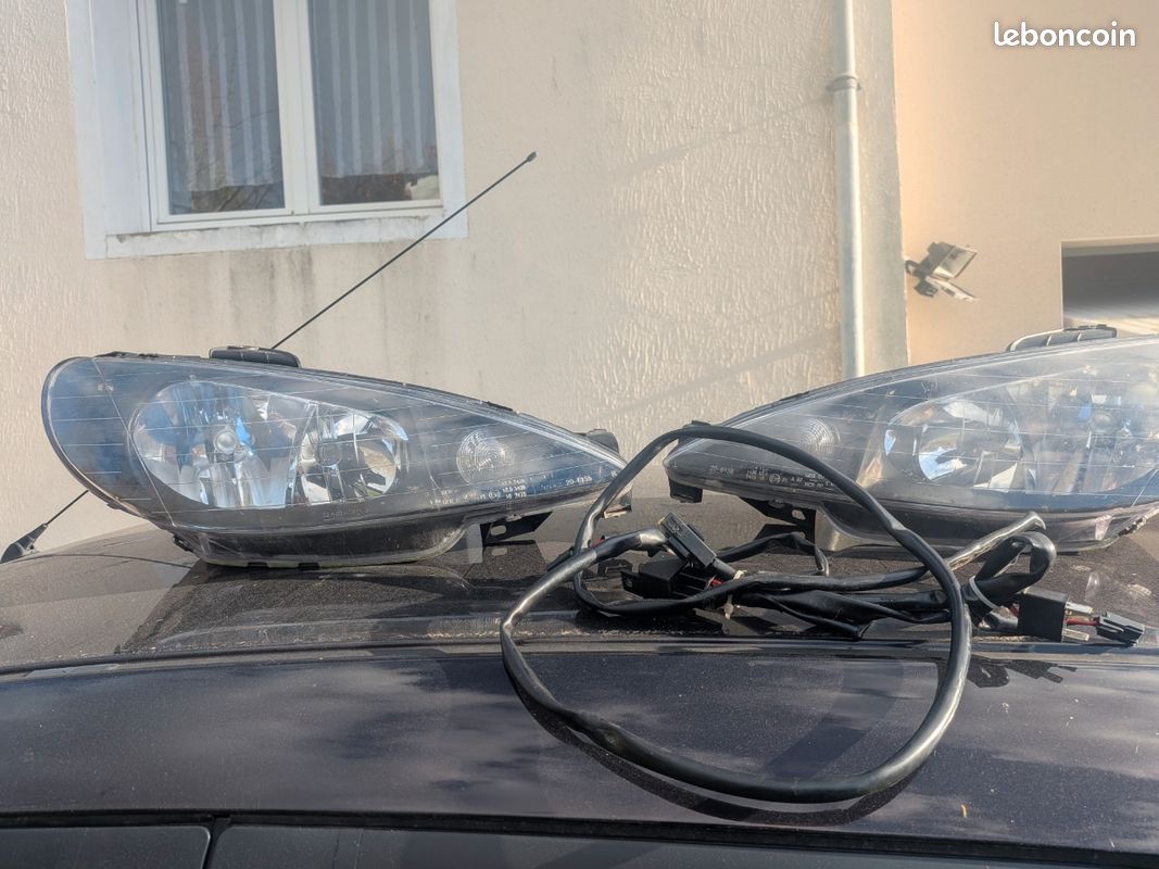 Feux double h7 fond noir pour 206 - Équipement auto