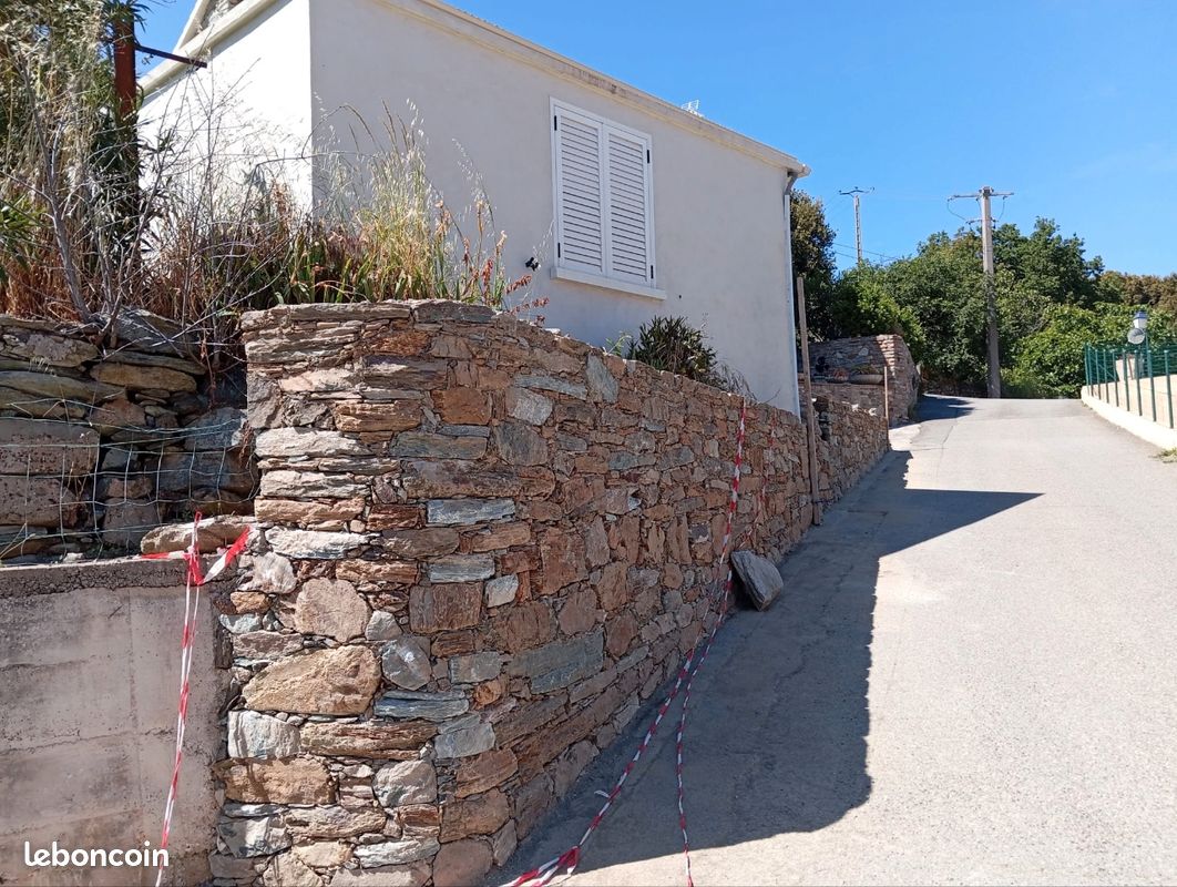 Je suis maçonnerie de pierre t - BTP - Chantier gros-oeuvre
