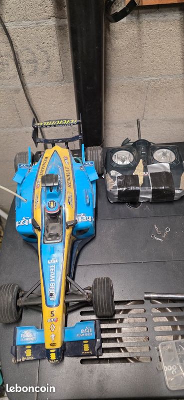 F1 Renault Team Spirit – Modèle RC thermique - Modélisme
