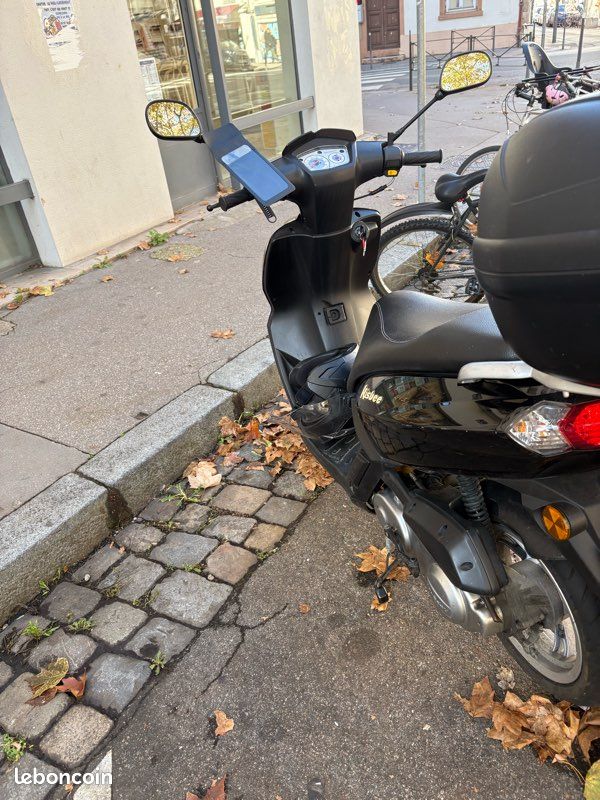 Scooter kisbee 4t - Motos
