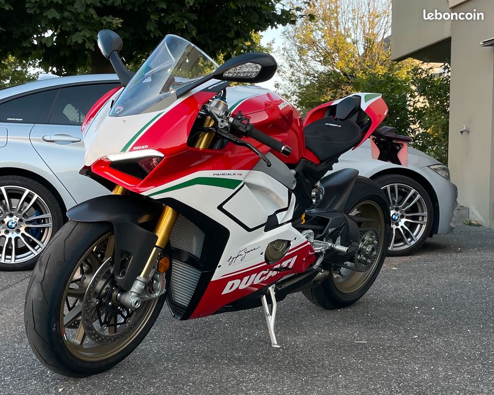 DUCATI Panigale V4 Speciale magnesium 874/1500 RARE - Motos