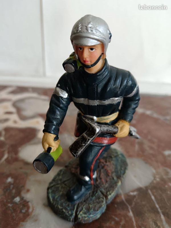 Figurine pompier - Jeux & Jouets