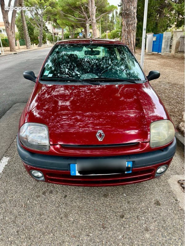 Renault Clio RN 1.2 60 CV - Voitures