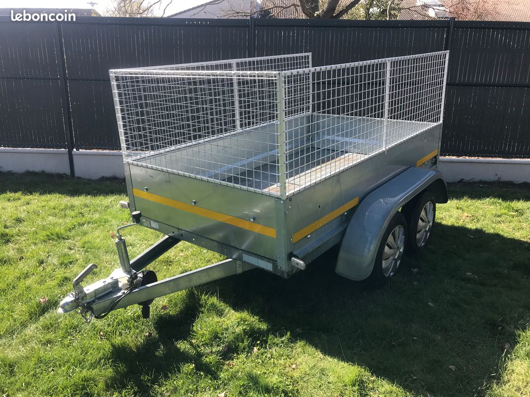 Remorque double essieux / avec kit grillage / PTAC 500kg / très bon ...