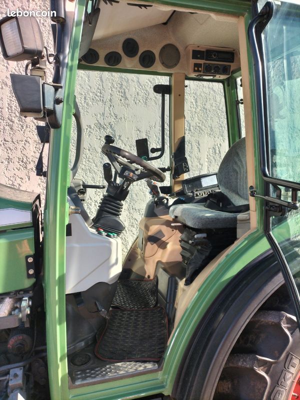 Tracteur Fendt 209V VARIO TMS - Tracteurs