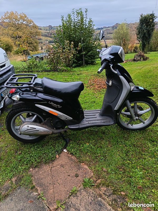 Liberty 50 4T - Motos