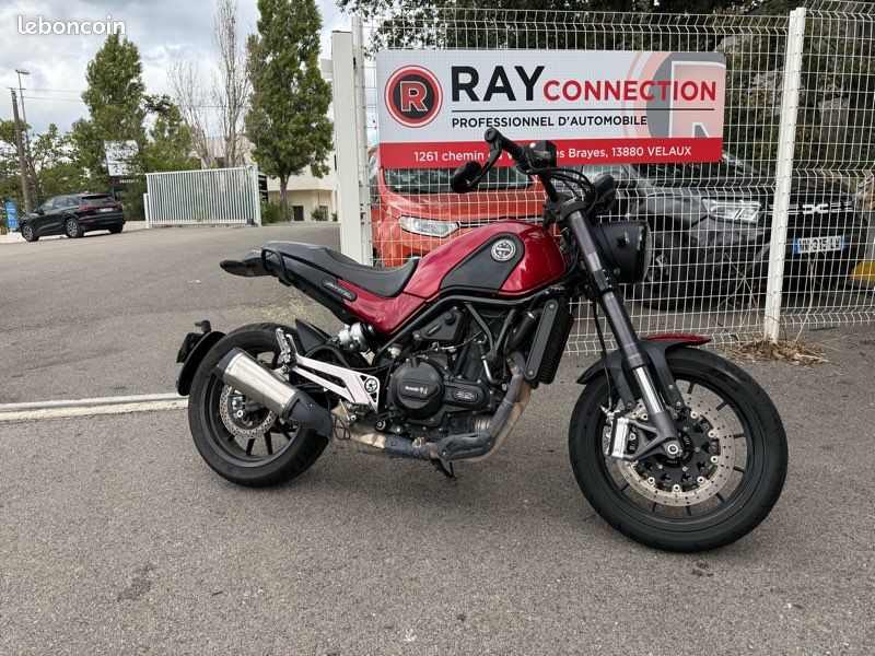 BENELLI Leoncino 500 cm2 - Motos