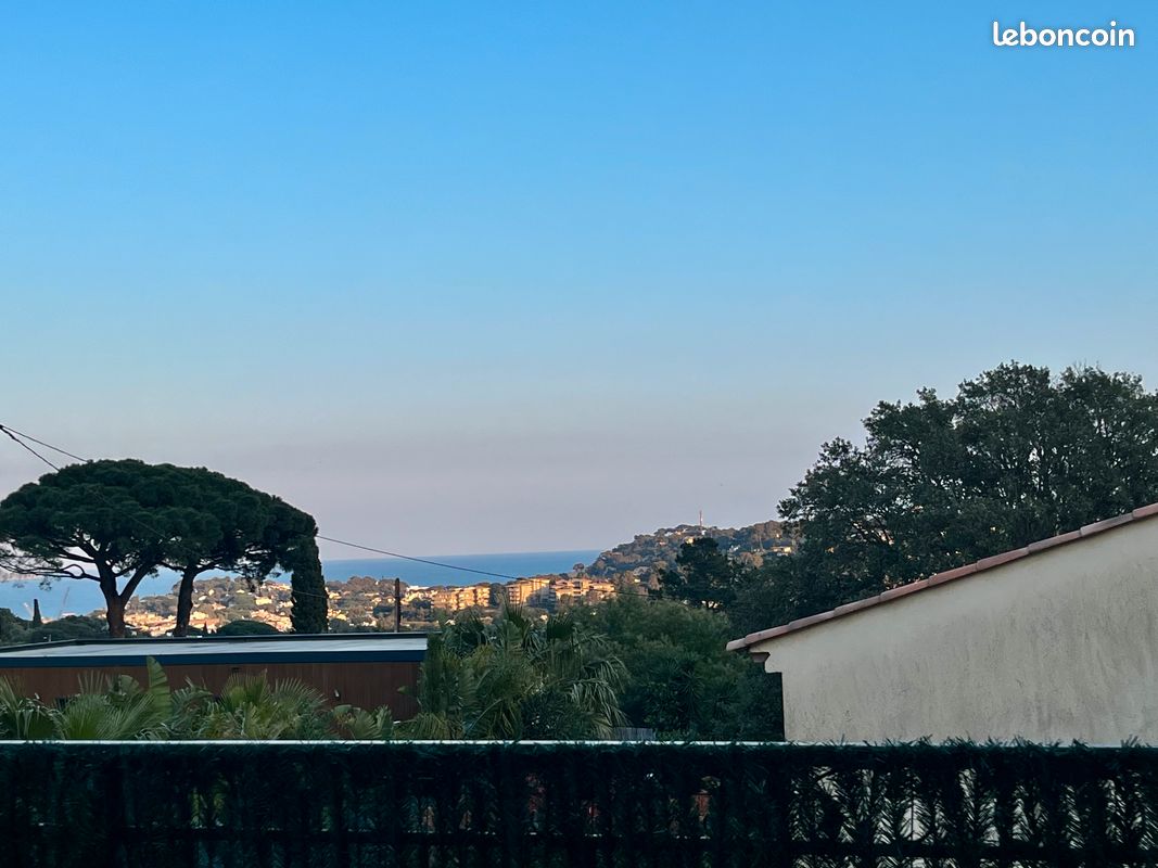 Location haut de Villa vue mer - Locations saisonnières