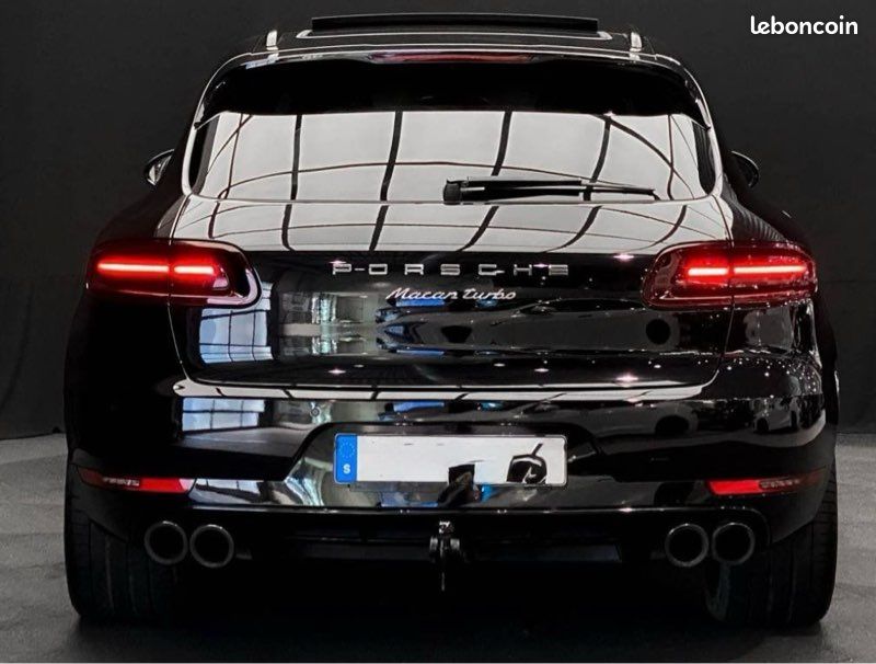Porsche Macan Turbo Pack Performance - Voitures