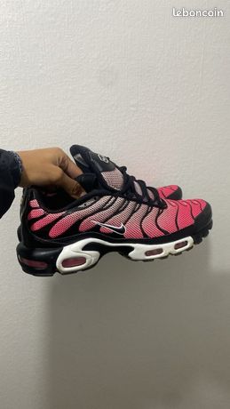 Chaussures d’occasion « tn rose » Toute la France - leboncoin