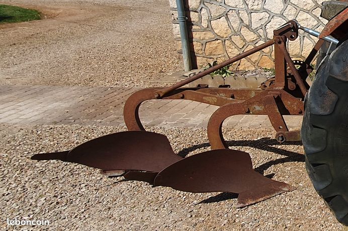 Matériel agricole d’occasion « charrue planche » Toute la France ...