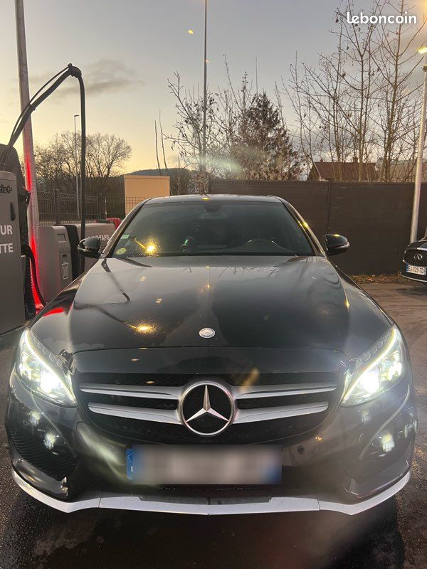 Mercedes Benz c220d AMG line - Voitures