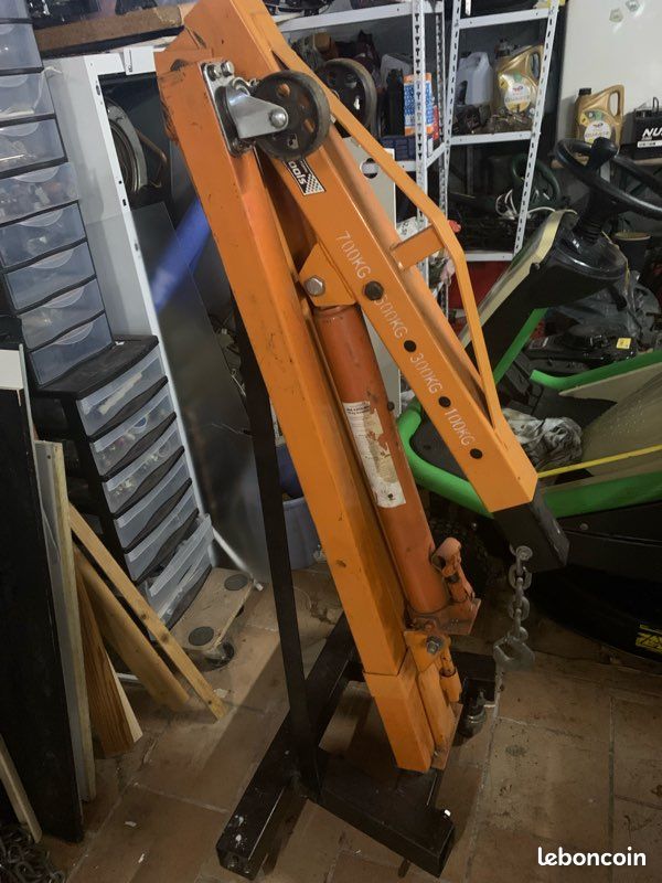 Chèvre mécanicien - Équipement auto