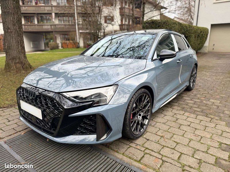 Audi rs3 2025 - Voitures