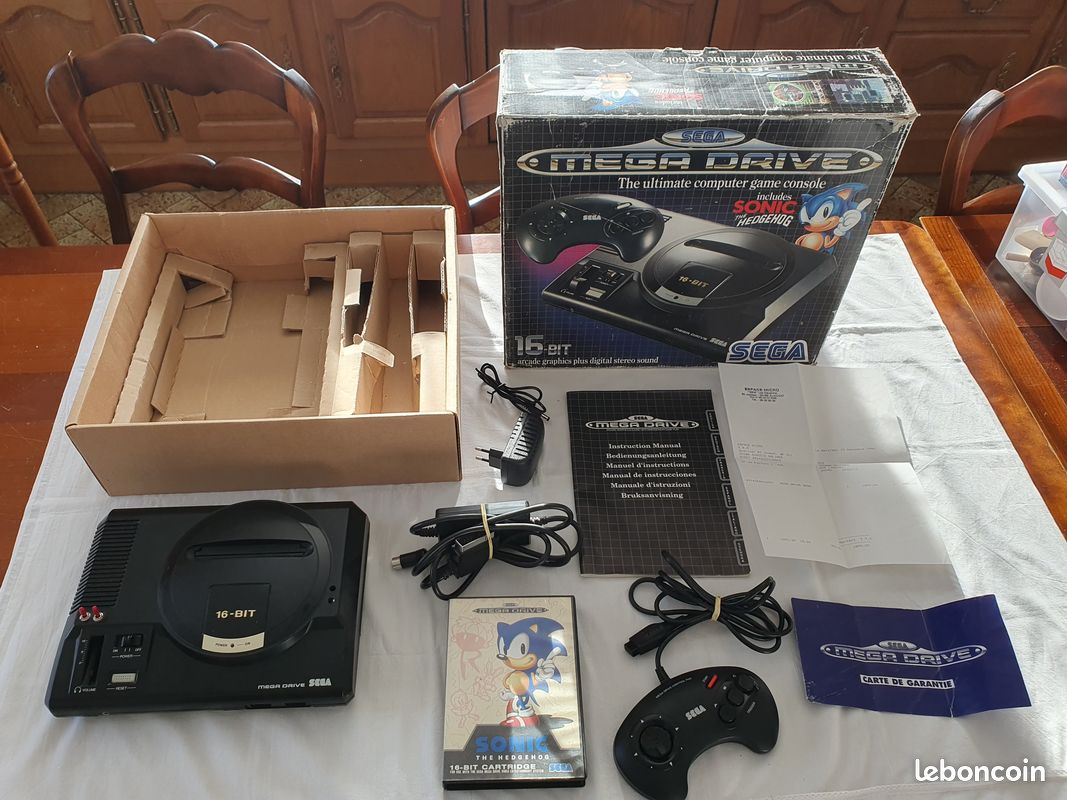 Console séga megadrive 1 en boite pack sonic the hedgehog - Consoles
