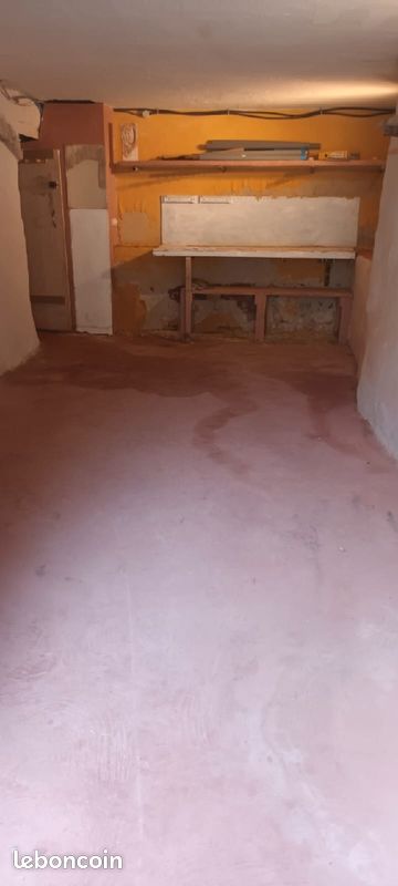 Garage de stockage ou Atelier 25m2 - Locations