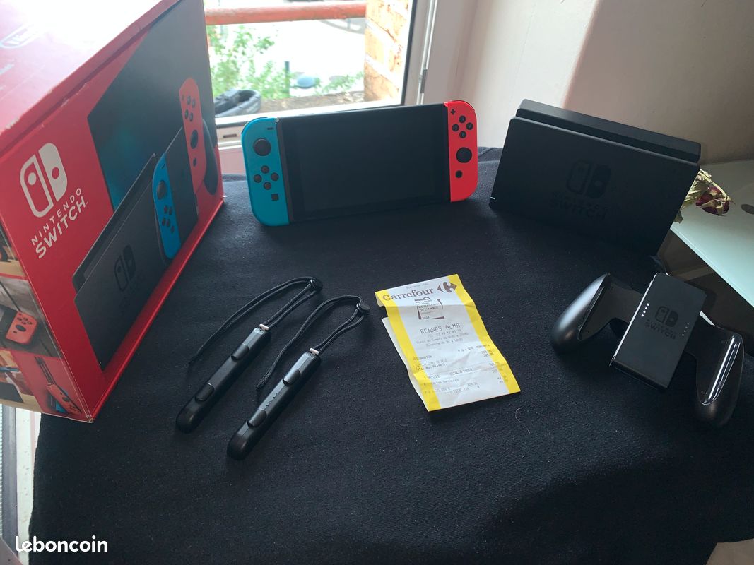 Nintendo Switch – Parfait état + Boîte & Garantie - Consoles