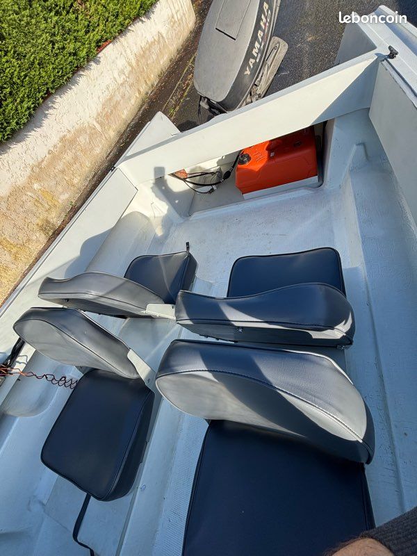 Bateau Neptune Camargue - Nautisme