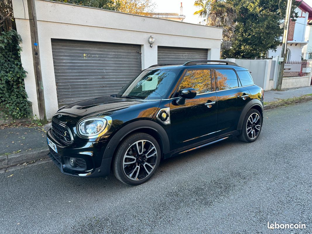 Mini Countryman F60 Hybride 136 - 88 ch ALL4 BVA6 Cooper SE JCW - Voitures
