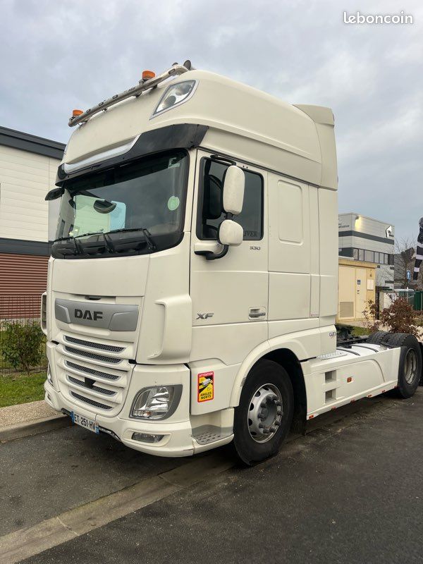 Daf 530 xf Space cab - Poids lourds