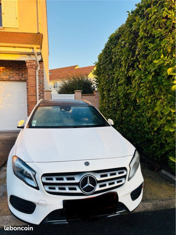 Mercedes Gla 180 7-G DCT PACK AMG FASCINATION - Voitures