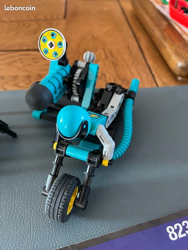 Lego Technic 8233/8239 Blue Thunder vs The Stinger - Jeux & Jouets