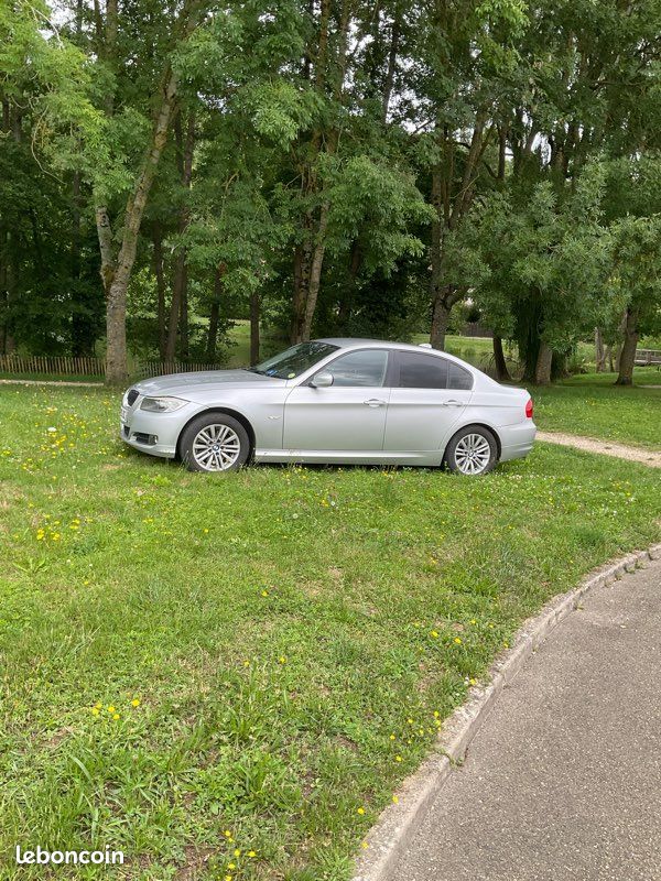 BMW e90 177cv bvm pack luxe - Voitures